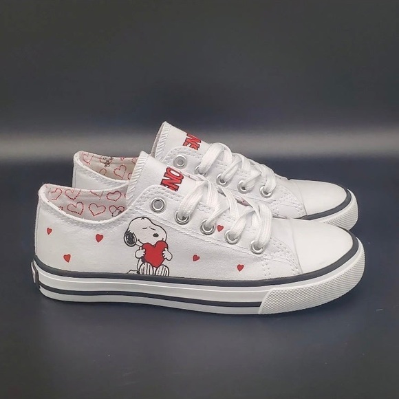 peanut’s | Shoes | Peanuts Snoopy White Canvas Laceup Children Shoe ...